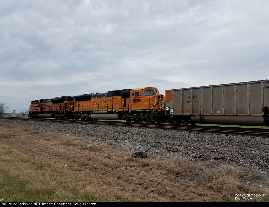 BNSF 8885